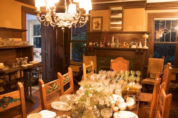 Community vs Commodity: How We Value Media - WeGrowMedia - Dan Blank