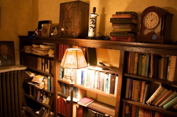 Community vs Commodity: How We Value Media - WeGrowMedia - Dan Blank